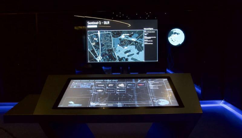 Multitouch installation - central presentation tool in the showroom